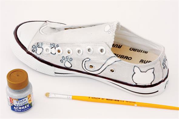 DIY – Como customizar tênis facilmente